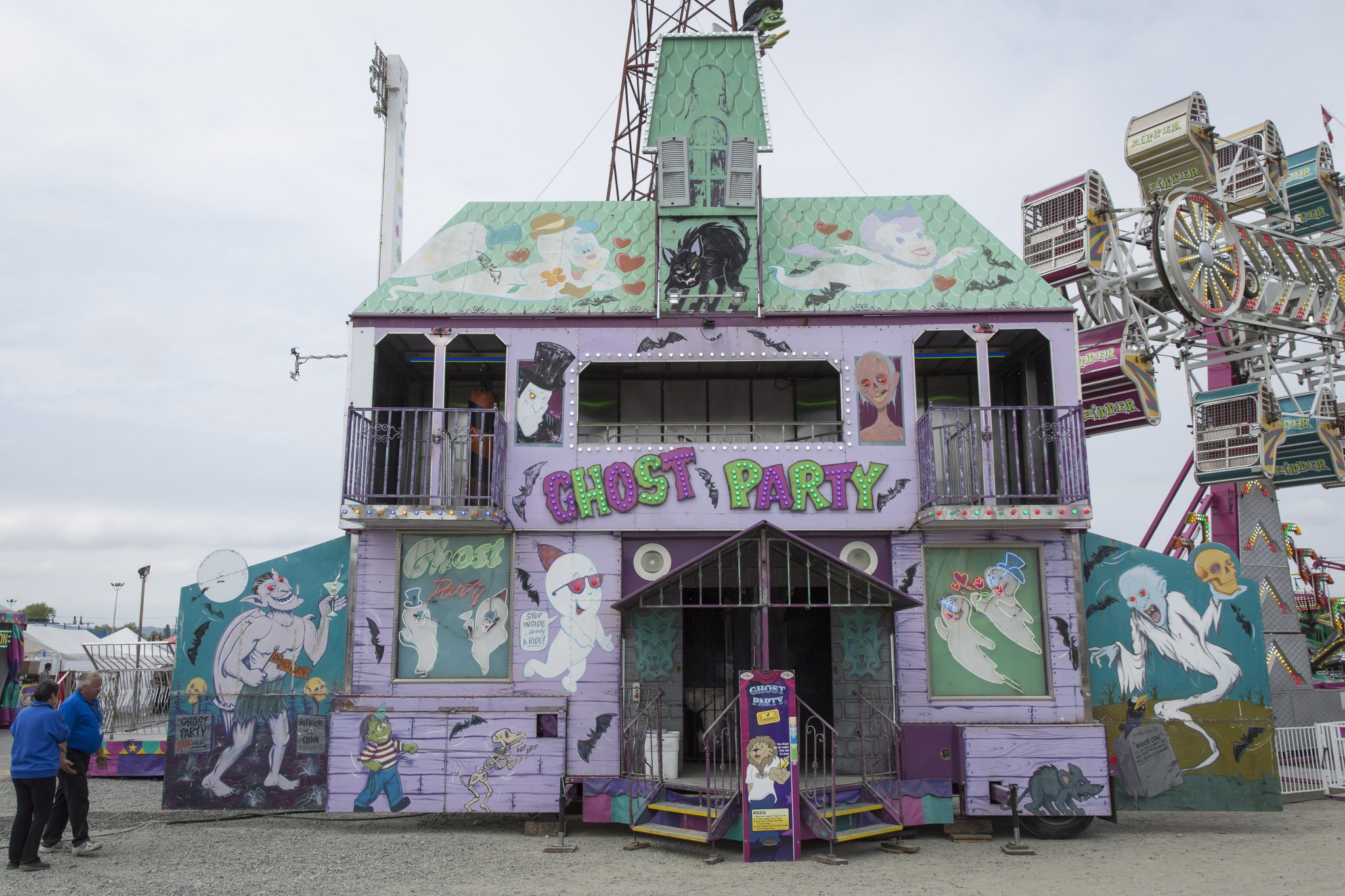 Family Rides – West Coast Amusements