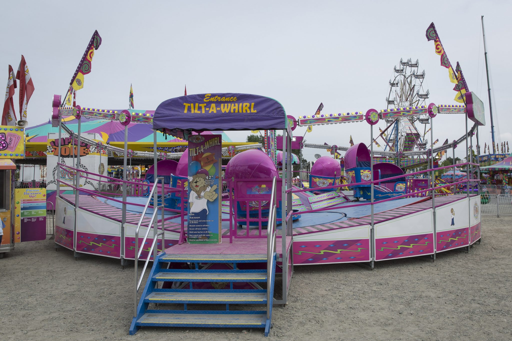 Family Rides – West Coast Amusements