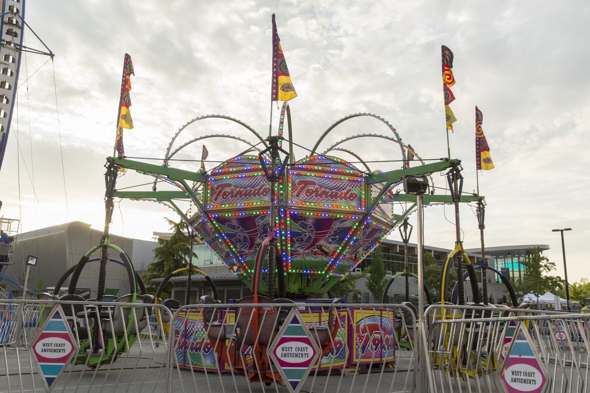 Family Rides – West Coast Amusements